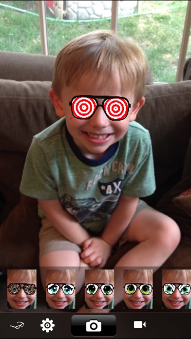 Mega Photo Glasses: Real-Time Camera Effects App Download - Android APK Mega Photo Glasses: Real-Time Camera Effects App Download - Android APK